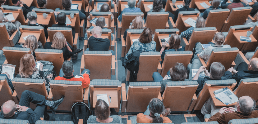 Learning and Development in the Workplace: A L & D Guide | Factorial HR